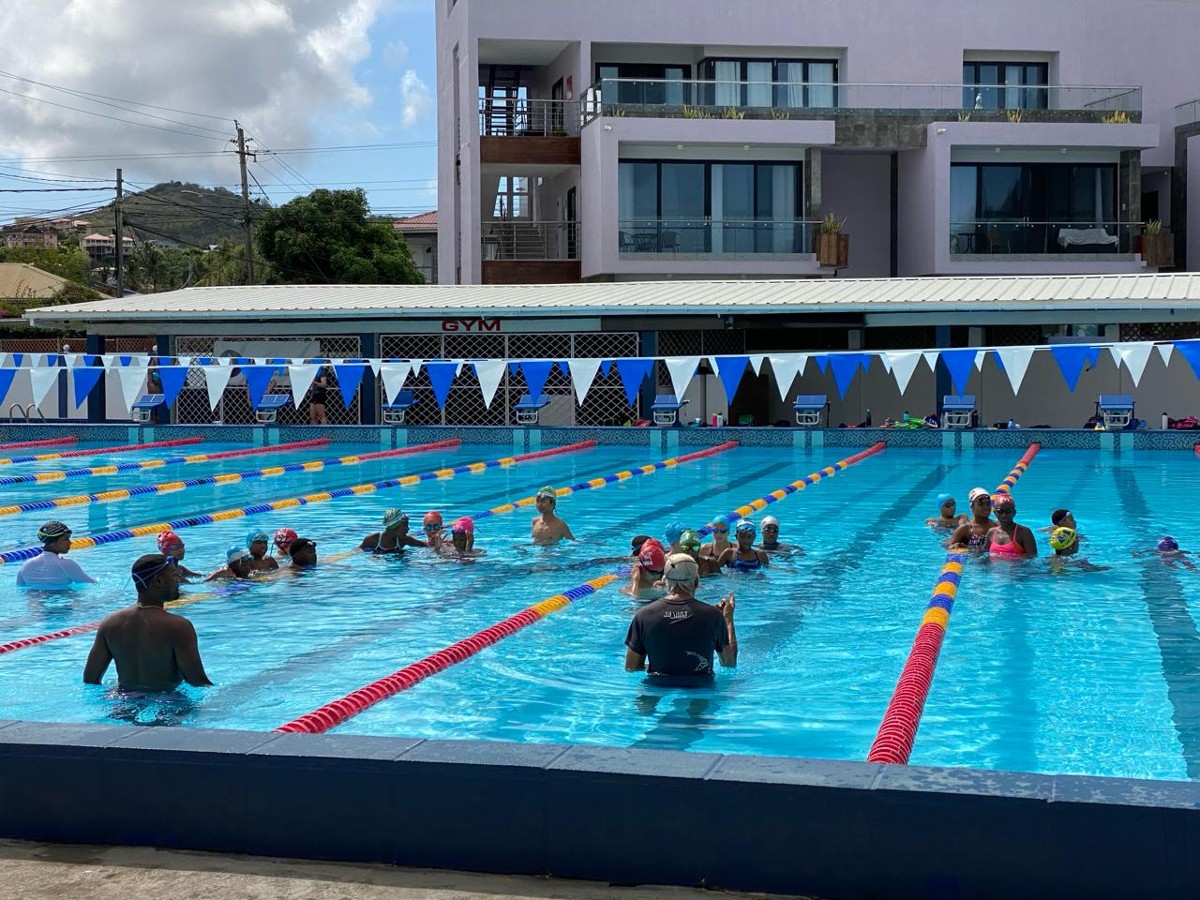 Sharks Swim Club Home