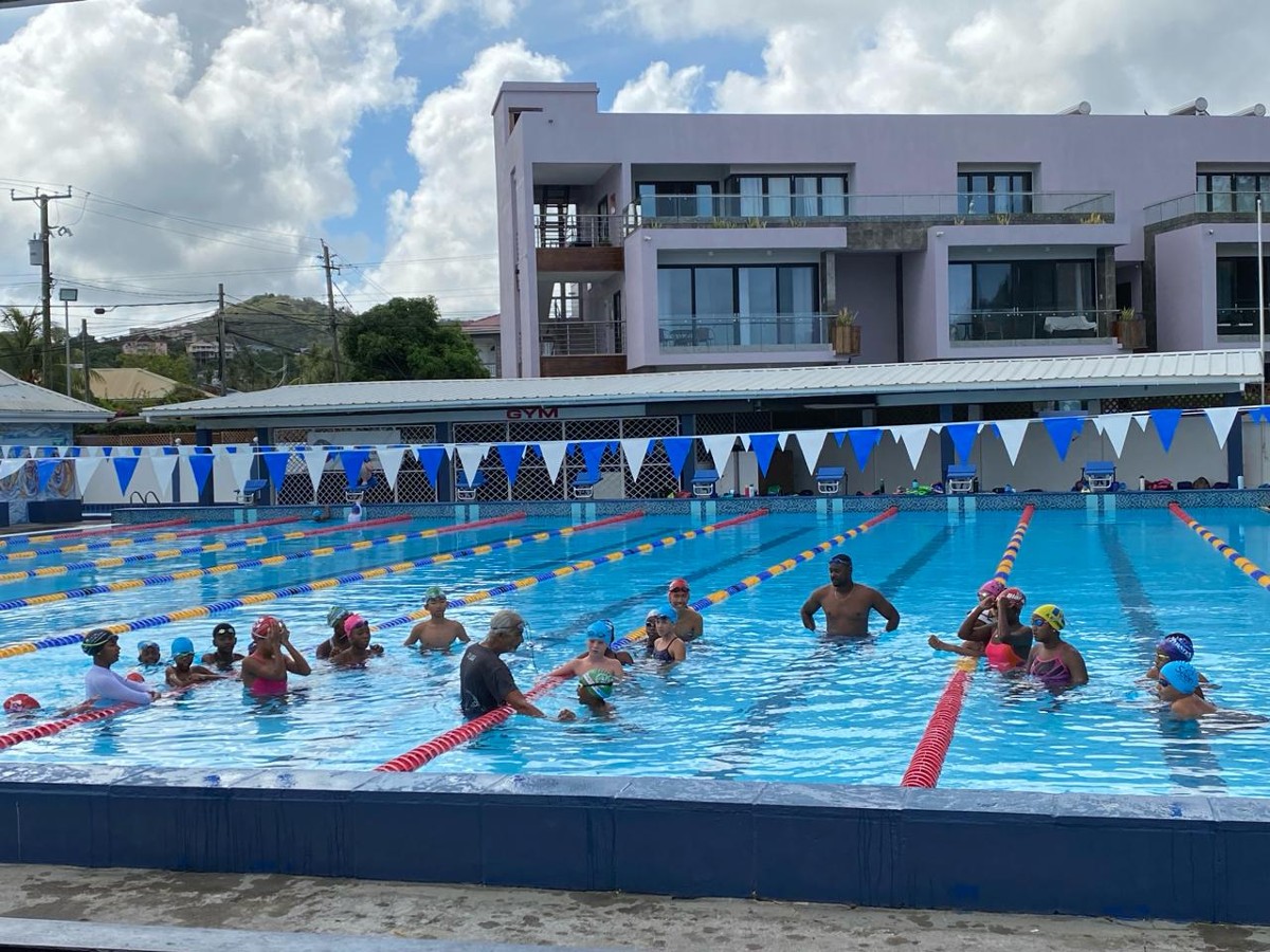 Sharks Swim Club Home