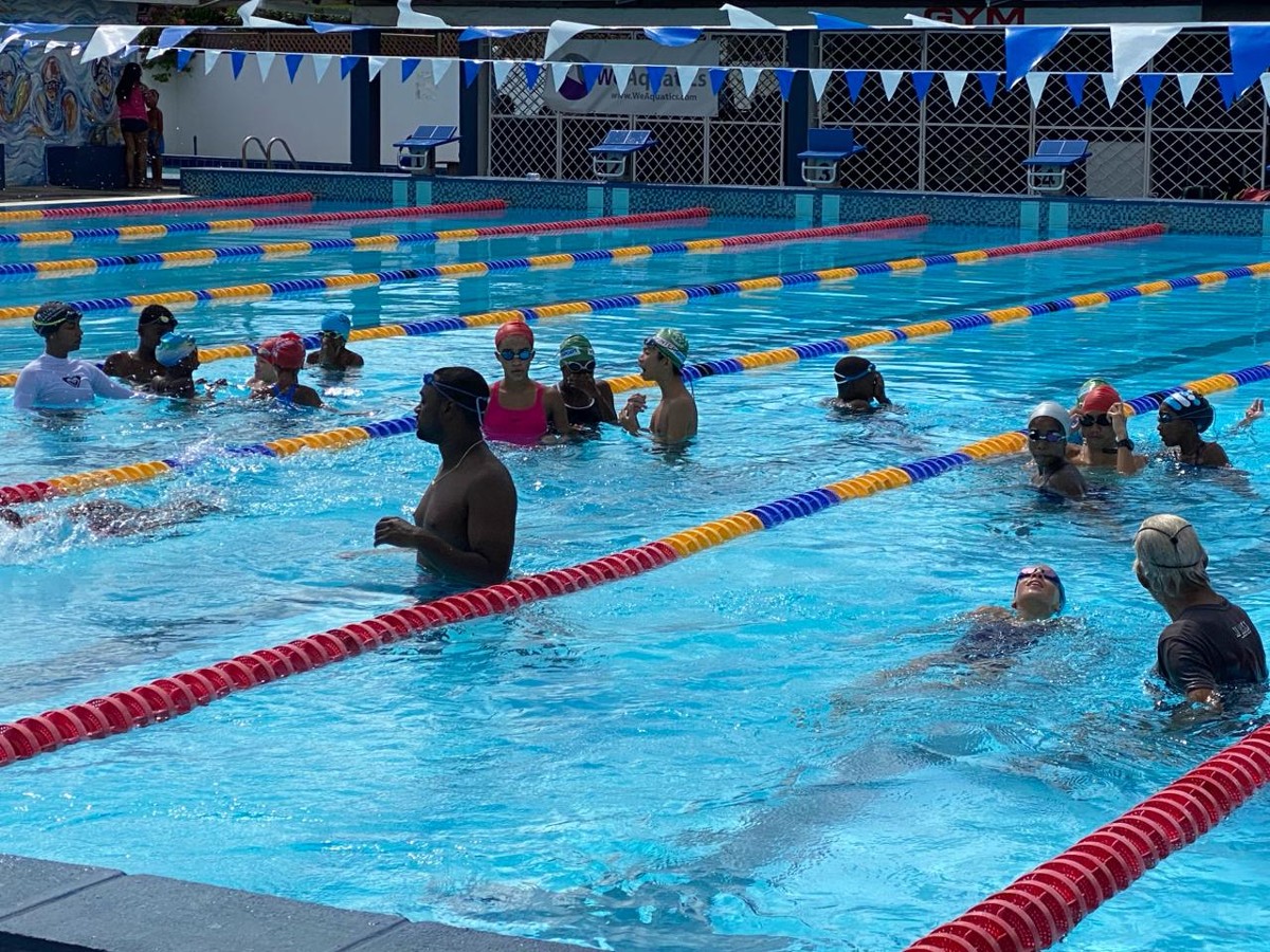 Sharks Swim Club Home